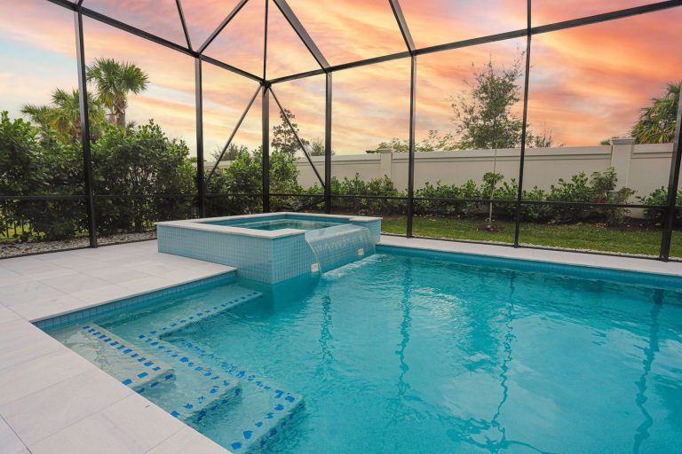 Spas - CHAMPION POOLS